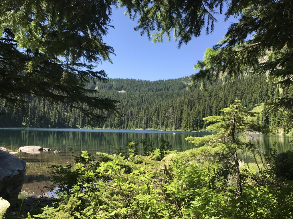 Revett Lake – NaughtyHiker