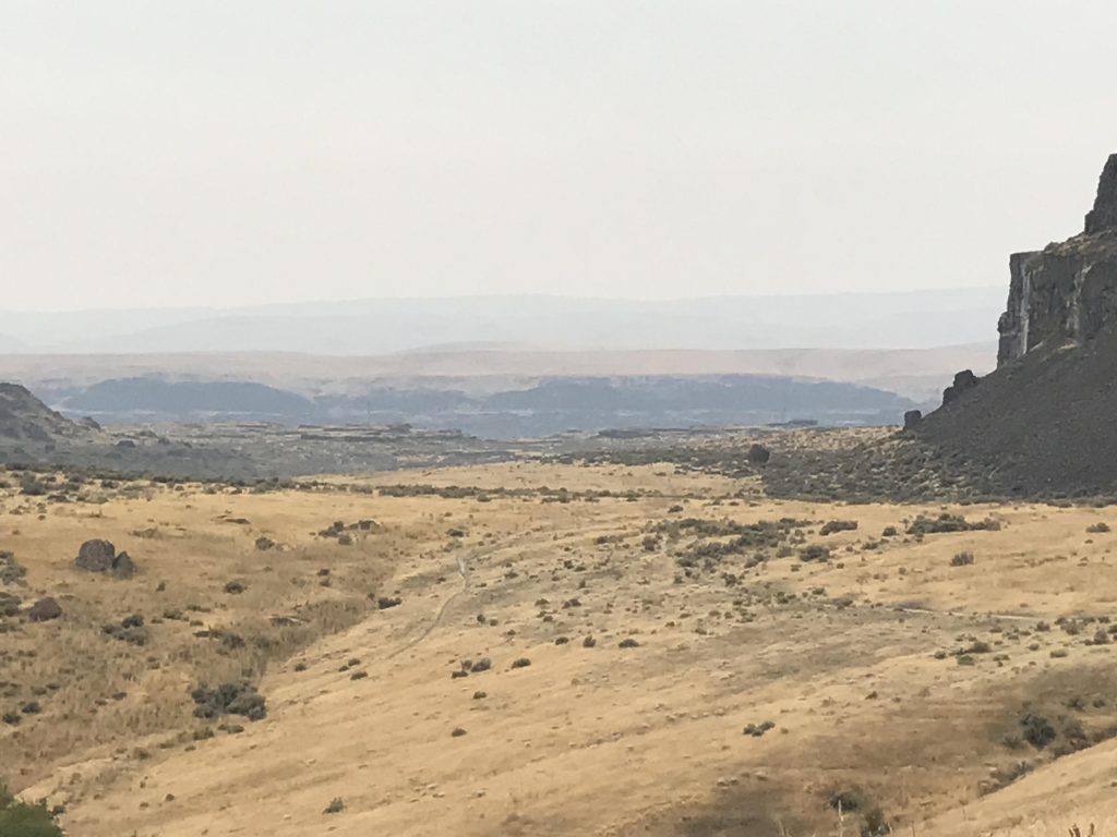 Ancient Lakes Loop – NaughtyHiker