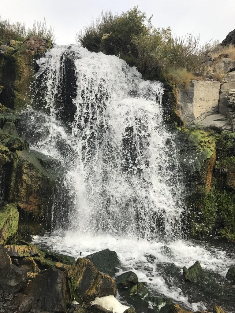 Ancient Lakes Loop – NaughtyHiker