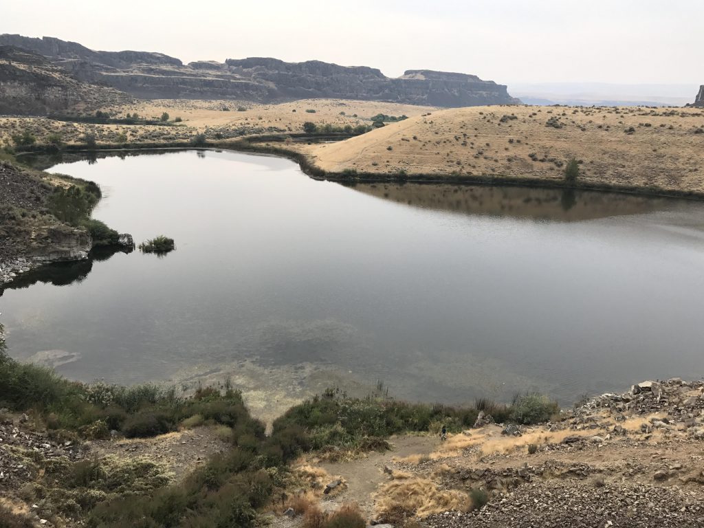 Ancient Lakes Loop – NaughtyHiker